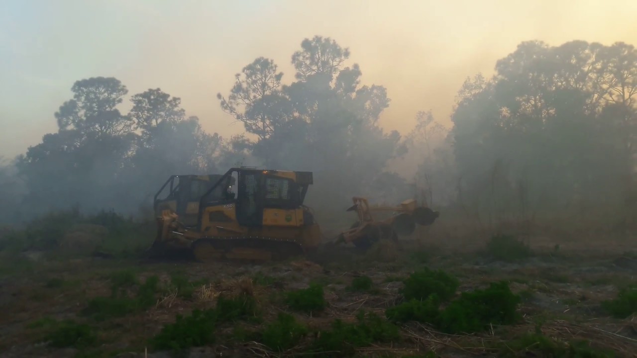 2 FLORIDA FOREST SERVICE BULLDOZERS IN ACTION - YouTube
