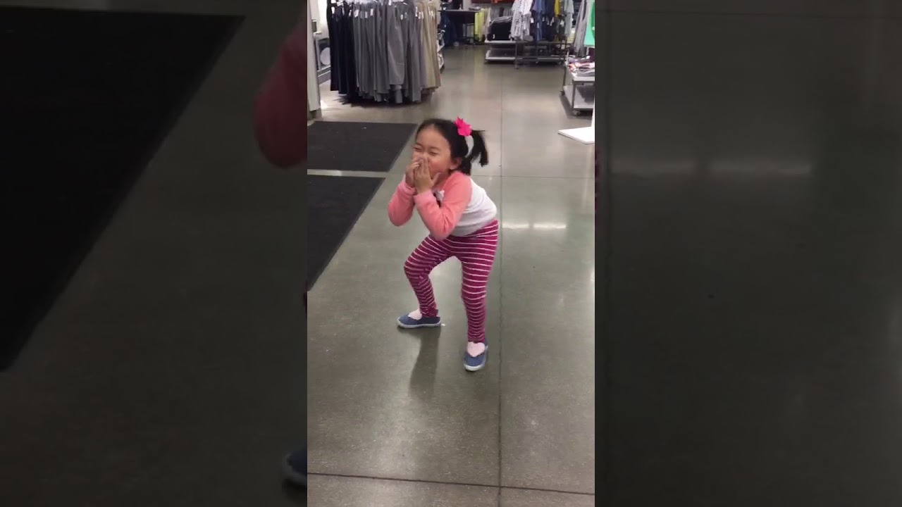 Dancing in Old Navy. - YouTube