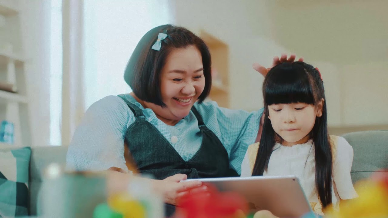 用媽媽的心情，照顧孩子的語言學習│tutorJr x 鍾欣凌 - YouTube