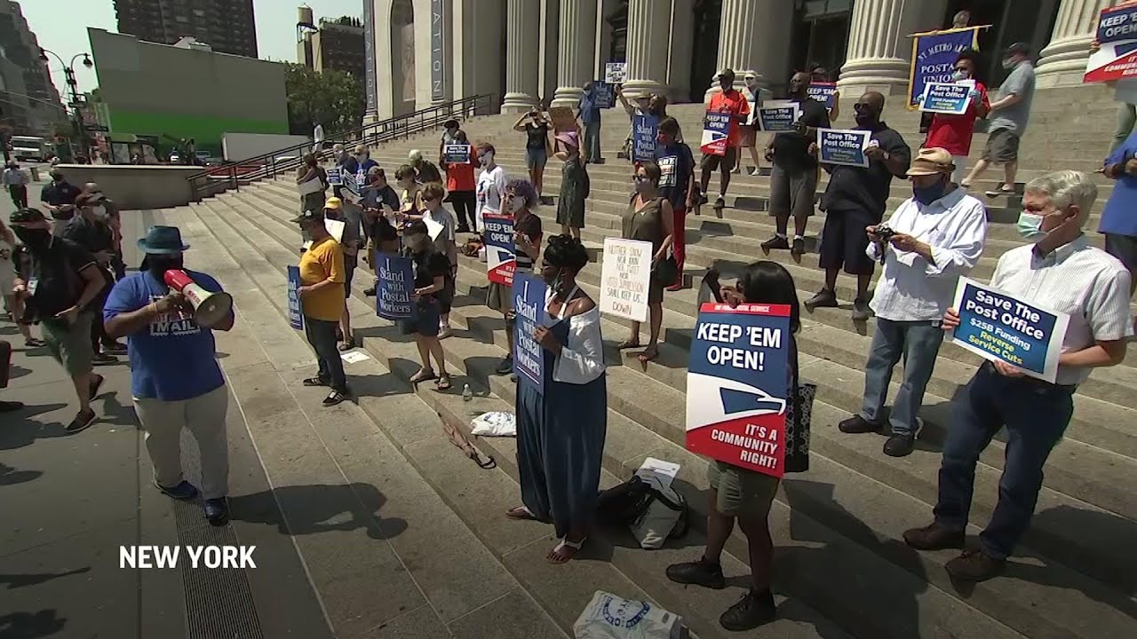 NYC postal workers stage protest against cutbacks - YouTube