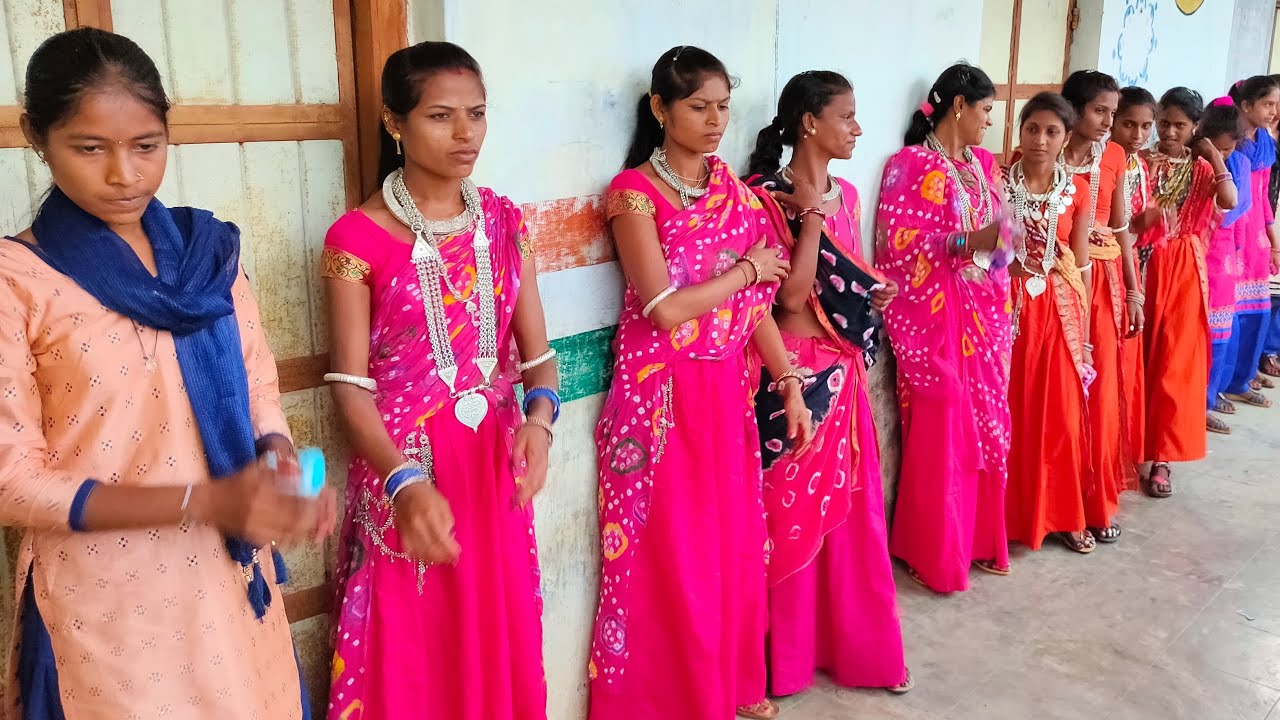 Adivasi Navai Divasa Garba Dance Video Samalvat 2020 - YouTube