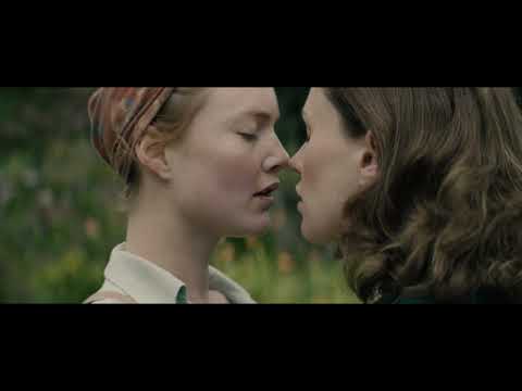 Tell It to the Bees - Anna Paquin & Holliday Grainger lesbian scene