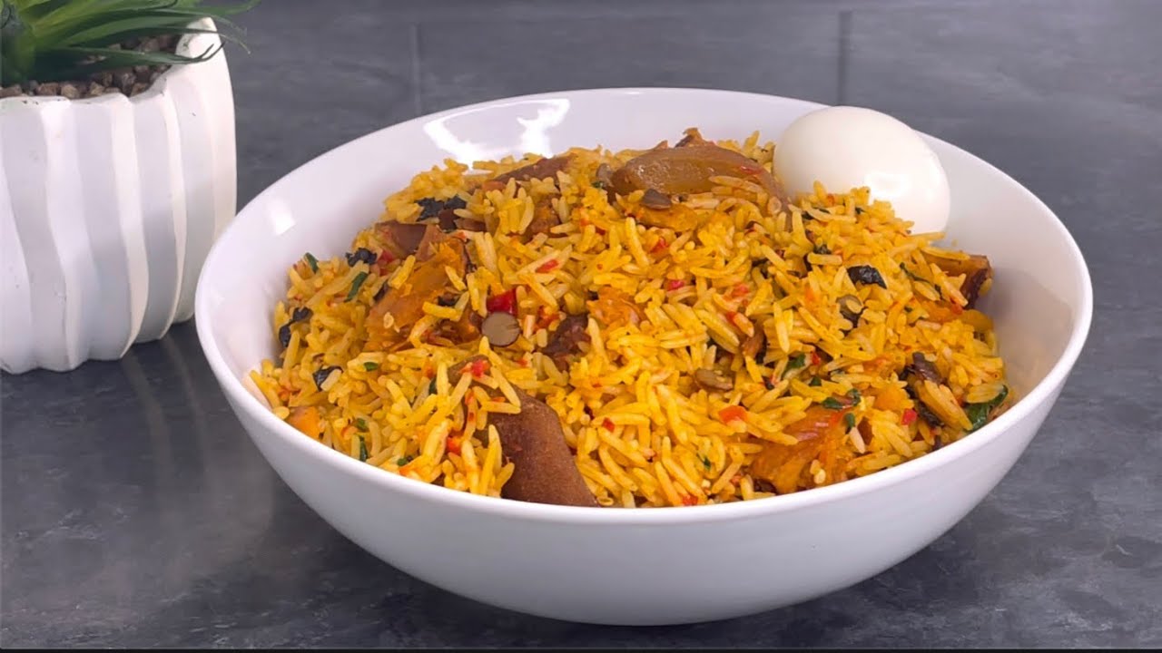 How to Make Delicious Palm Oil Rice | Nigerian Native Jollof Rice ...