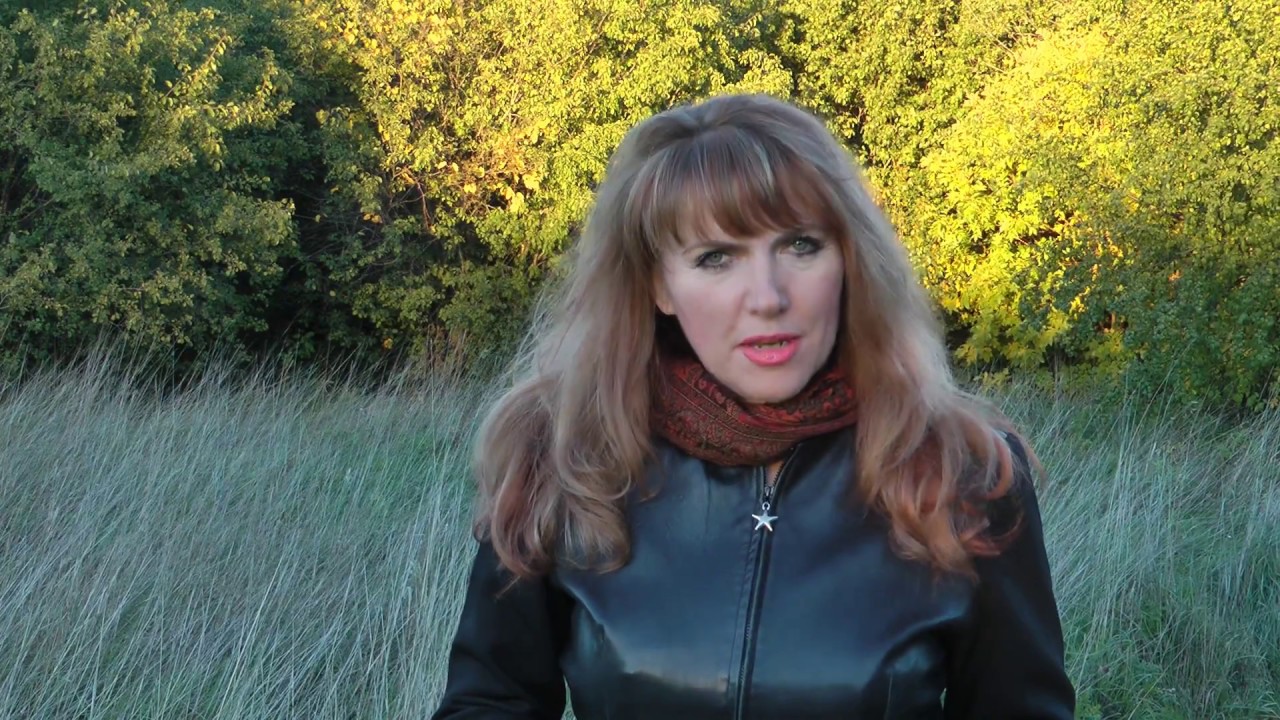 Maria Knapik Presents Maurina - YouTube