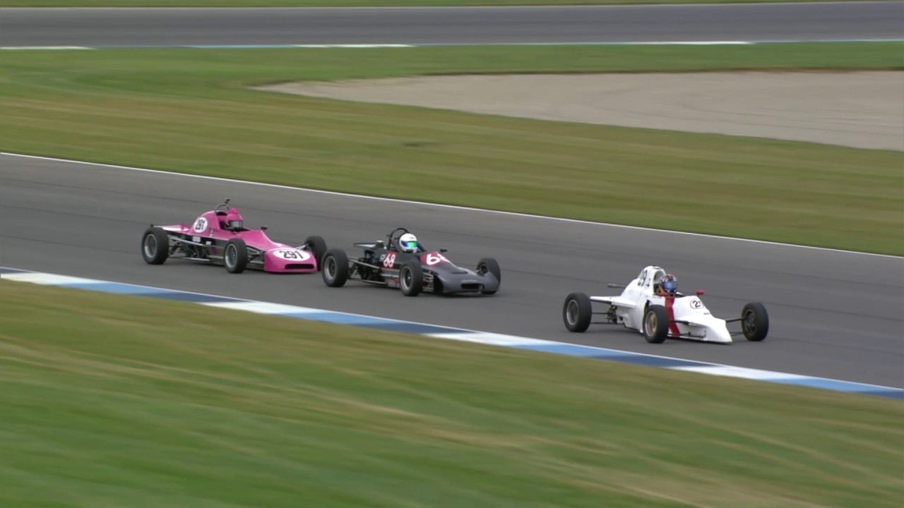 group 2 race Sunday at INDY - YouTube