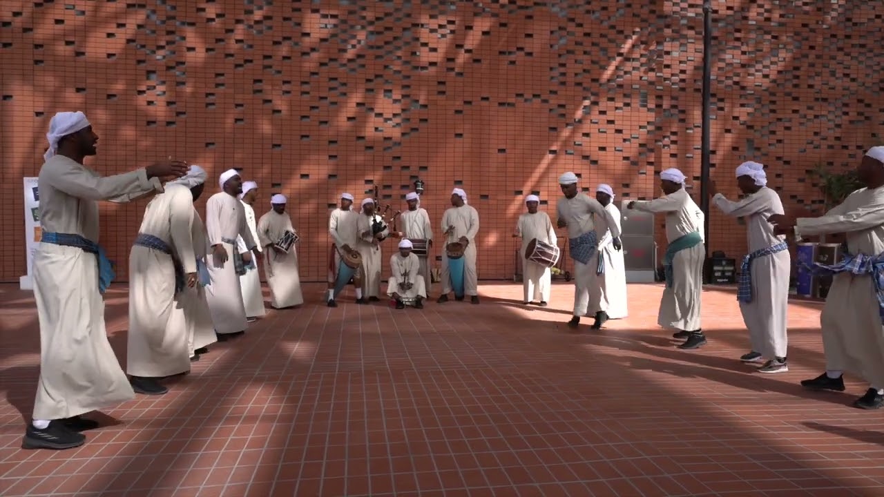 Traditional ARABIC Emirati Song Performed Live at Expo 2020 | Dubai ...