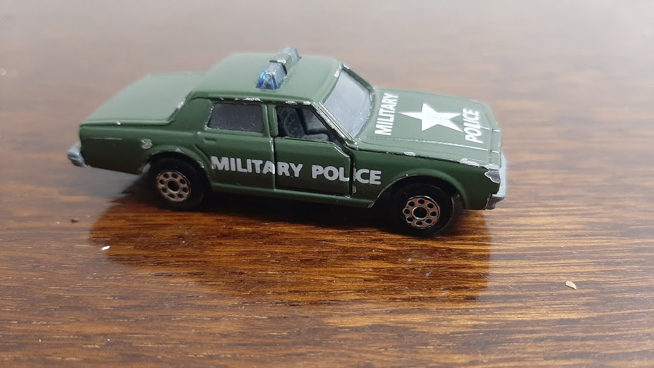 Majorette Chevrolet Impala Military Police - YouTube