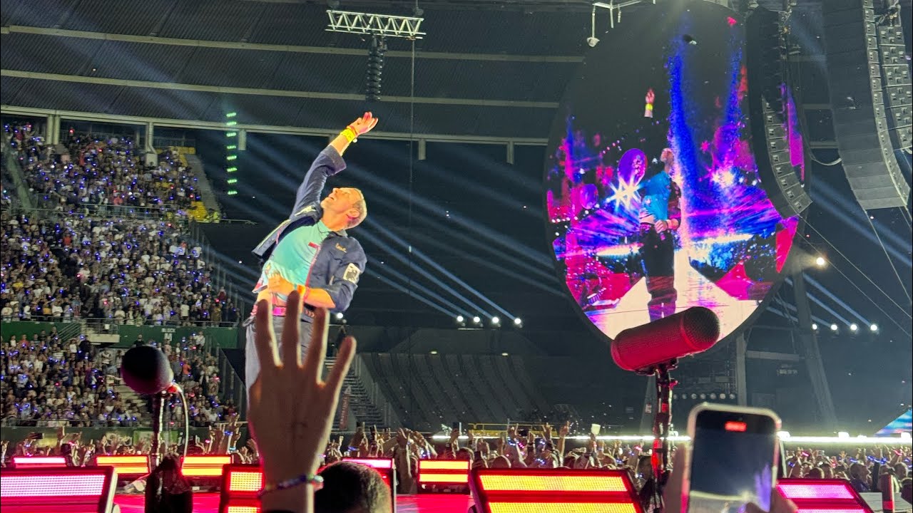 LIVE Coldplay Vienna - YouTube
