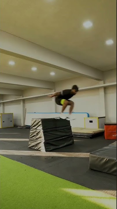 Kong Vault | Parkour Monkey Pass - YouTube