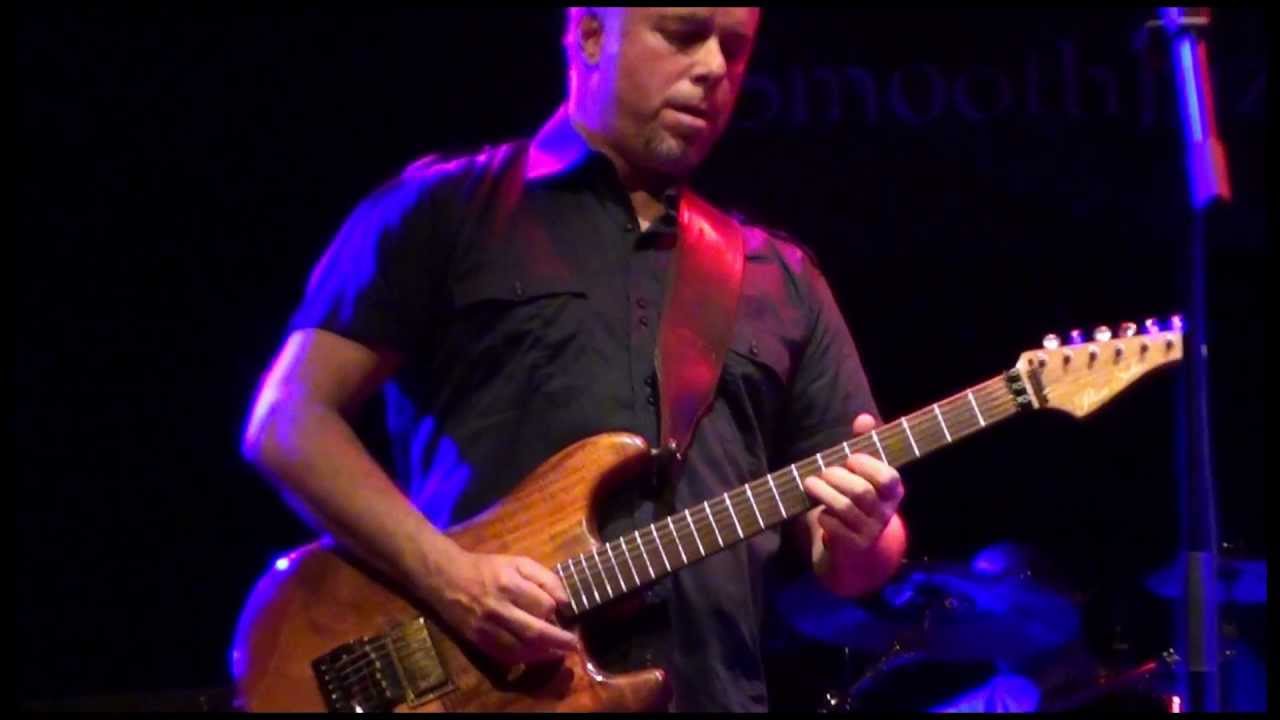 CHIELI MINUCCI and SPECIAL EFX - Metropool - Hengelo - YouTube