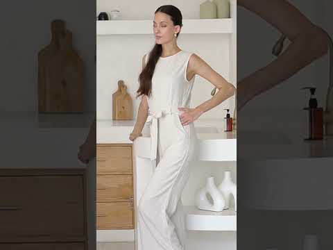 Light, smooth, and breathing with the air of Bali.