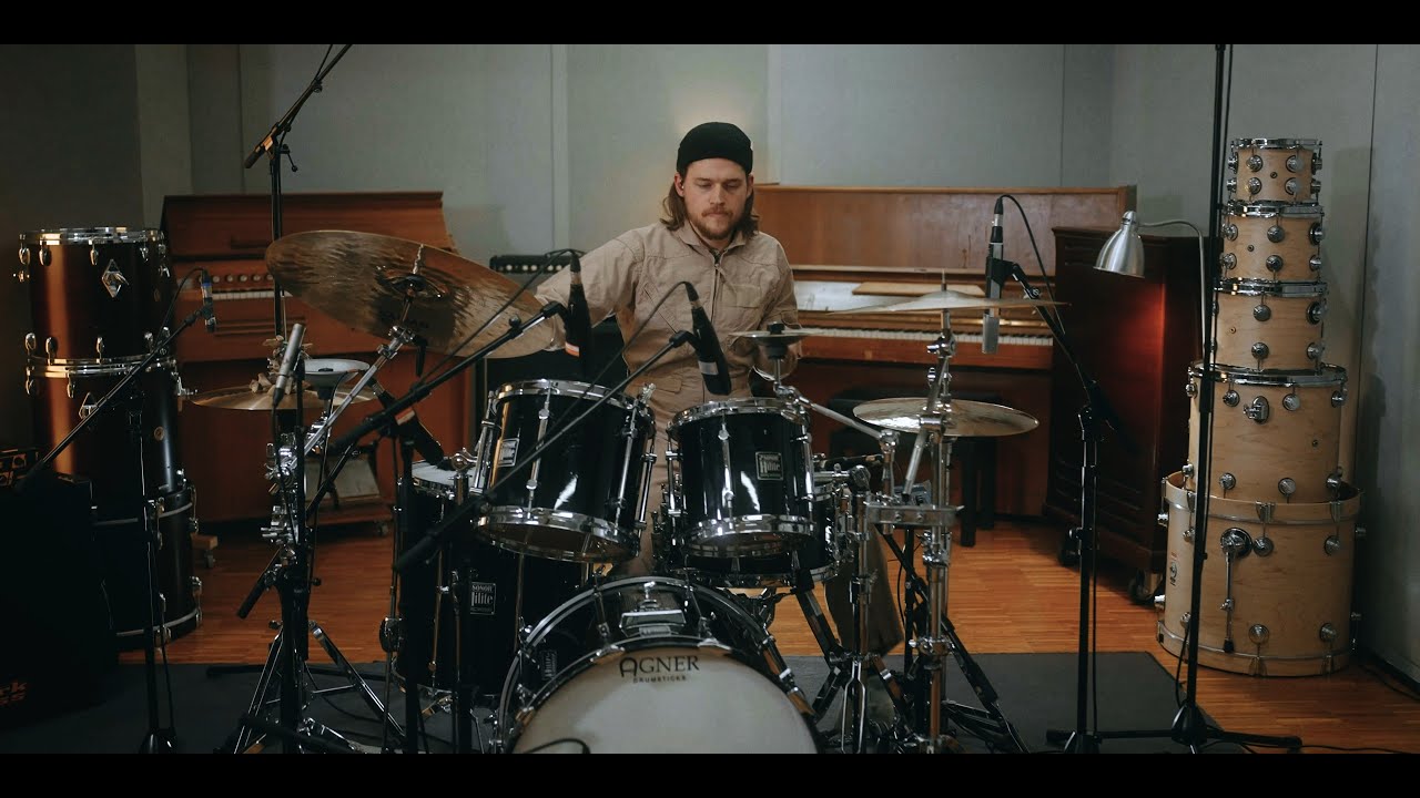 MAX BUETTNER - Back to the Future - YouTube