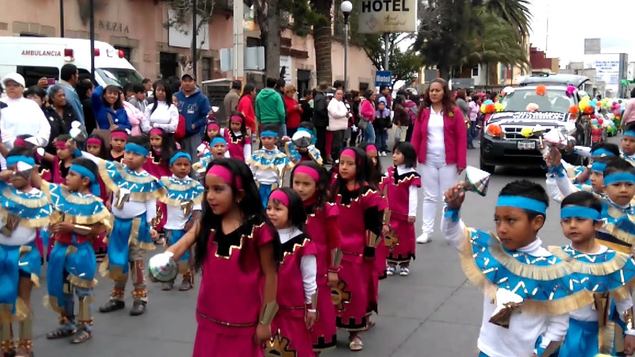 Danza prehispánica desfile de primavera - YouTube