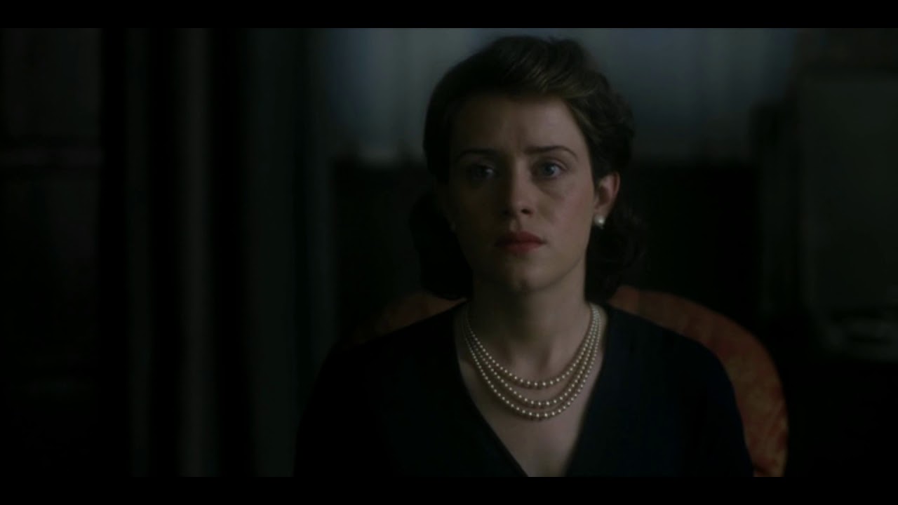 The Crown S01E04 — The Monarchy - YouTube
