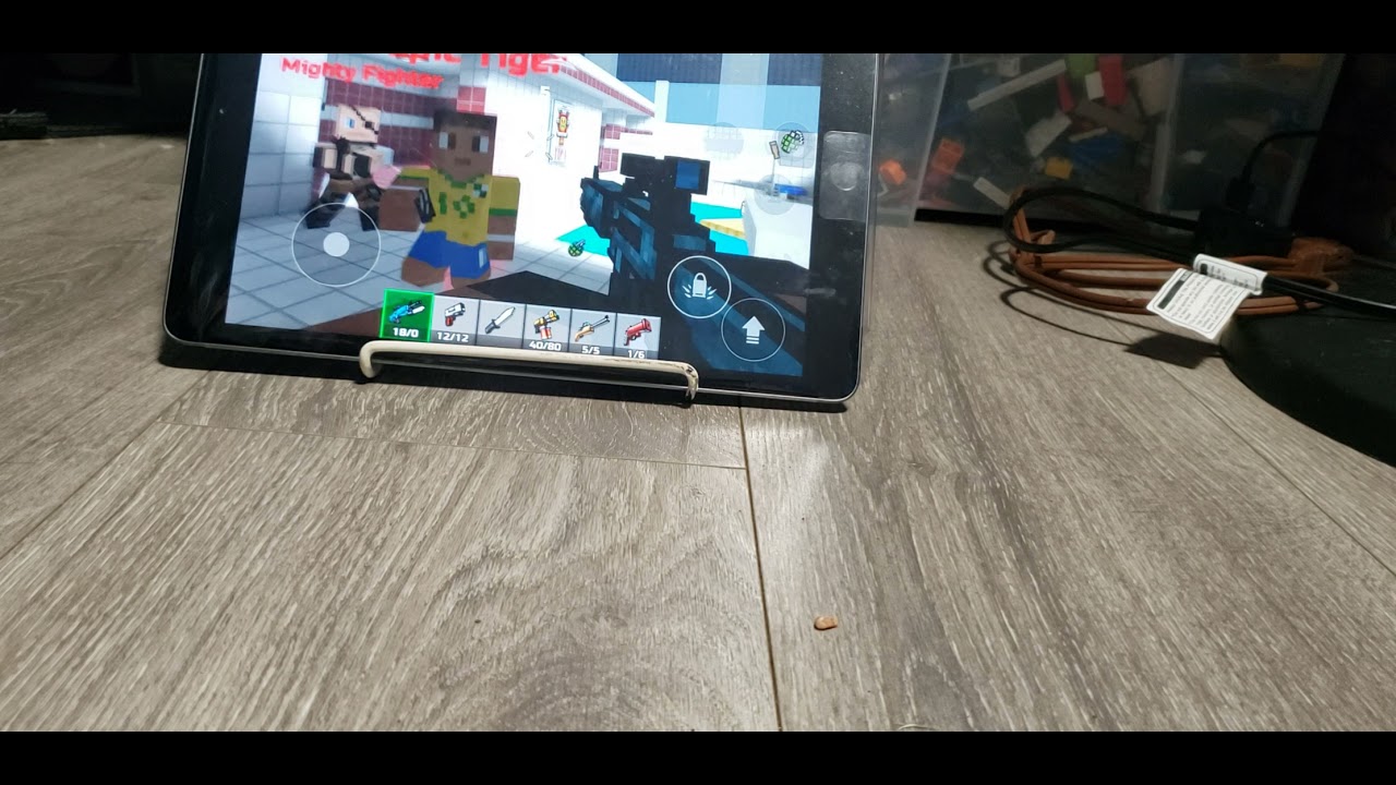 playing pg3d with my new iPad with controller (handcam) - YouTube