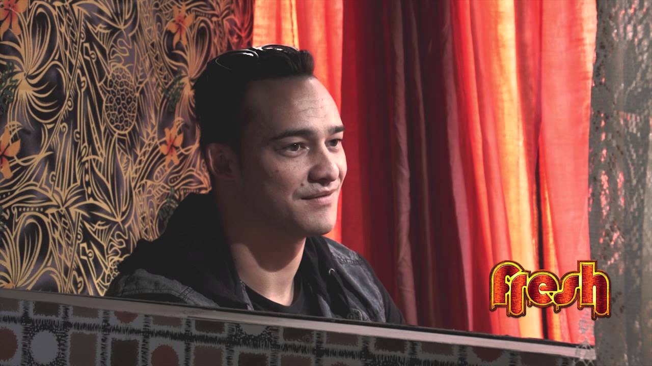 Pieter T on Confreshions - YouTube