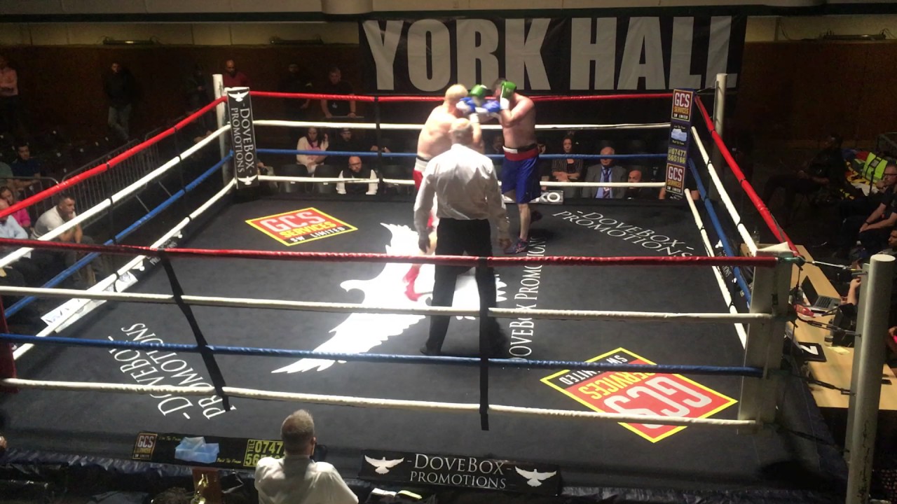 York Hall London 23.07.2017 Scott Saward vs Mladen Manev round 3 - YouTube