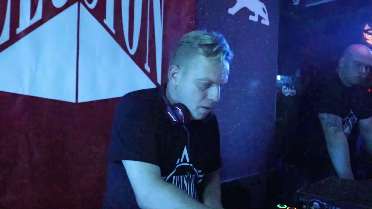 DJ JAN @ Illusion Re:United @ La Rocca Lier - YouTube