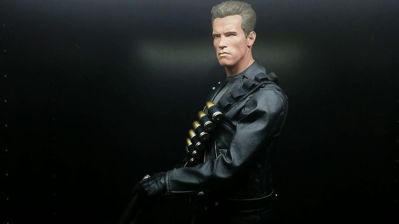 Review #60 - Sideshow Terminator 2 T-800 Premium Format Statue - YouTube