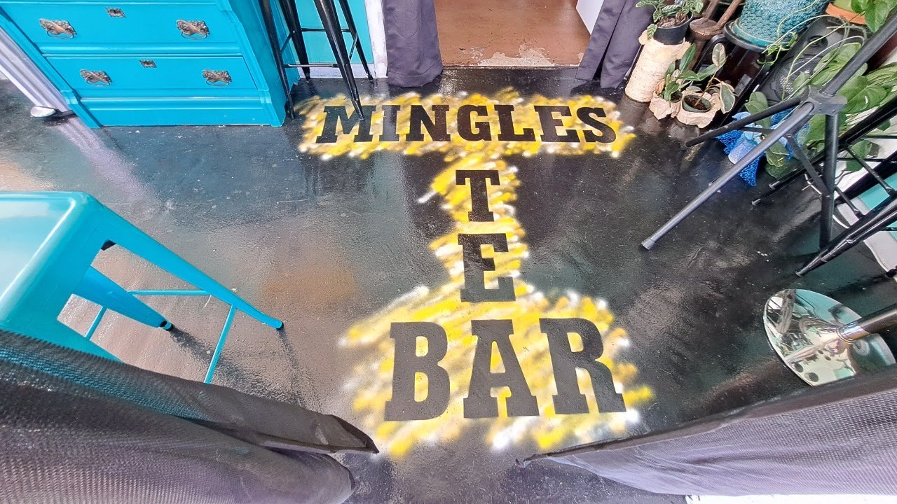 Live! At Mingles Tea Bar!! - YouTube