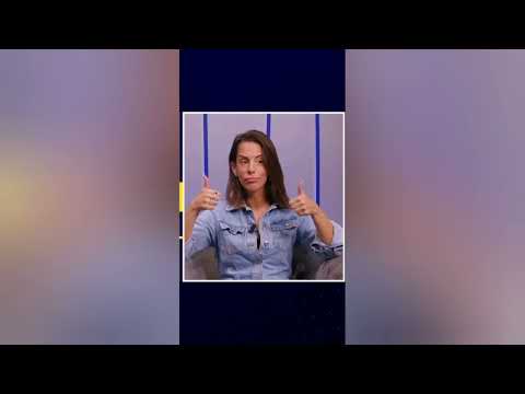 Giada Giacalone Pre-diretta ( Cosce, ammiccamenti e sguardi da sega )