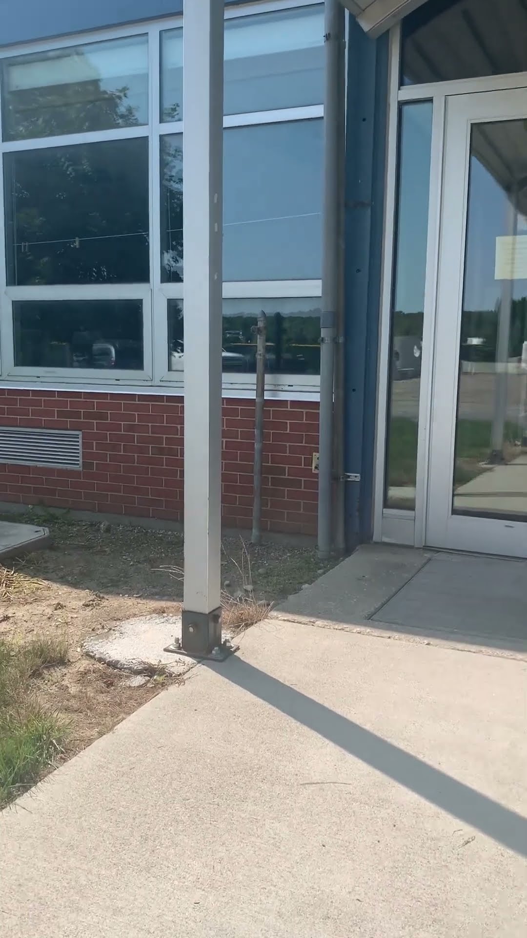 Lake Elementary School 2023 3rd Outside North side of Building - YouTube