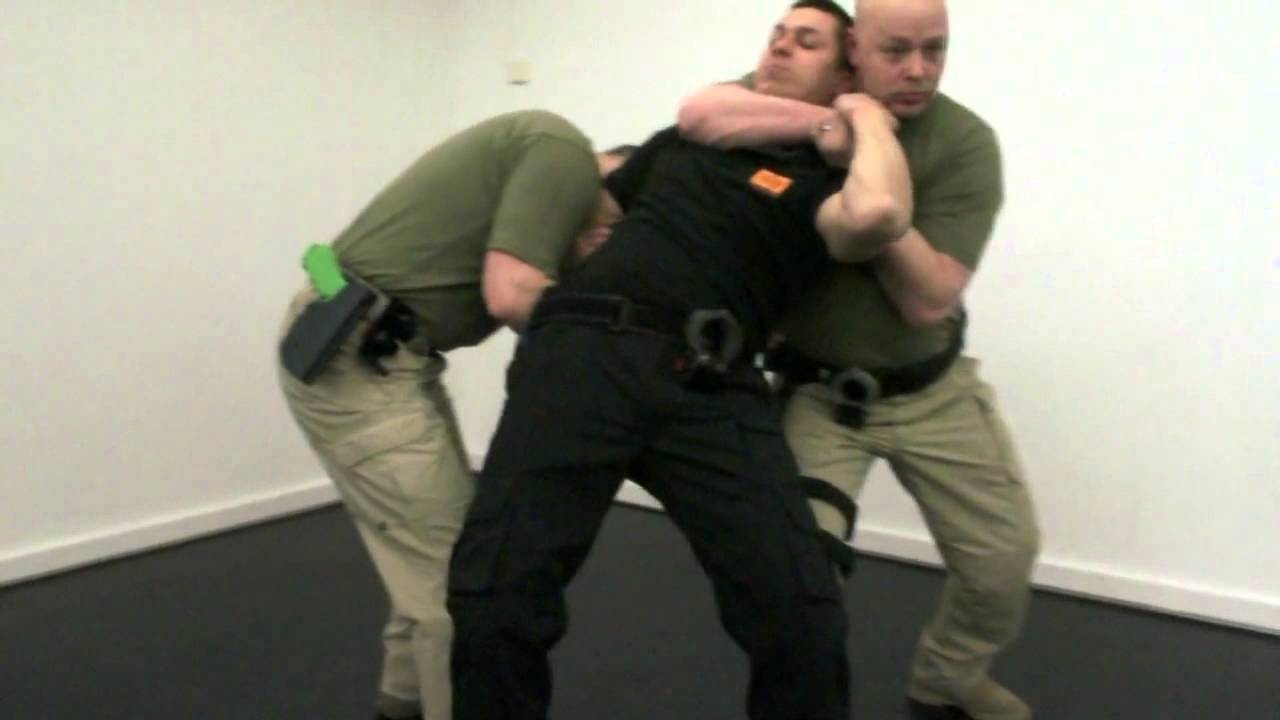 Handboeien voor professionals. - YouTube