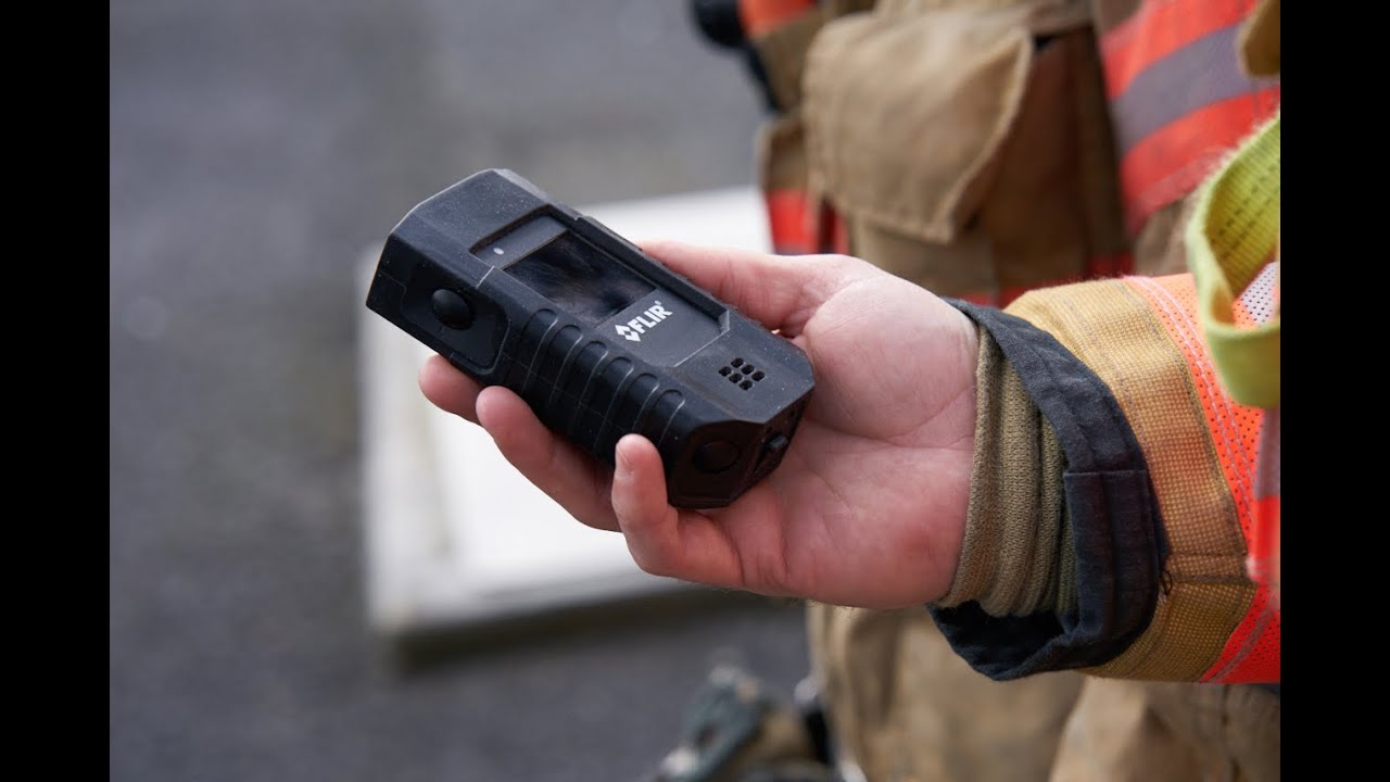 FLIR identiFINDER R300 - YouTube