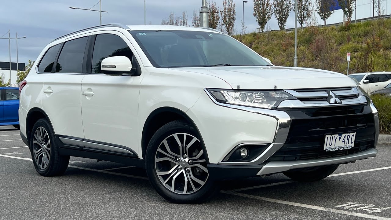 2017 Mitsubishi Outlander ZL V004116 - YouTube