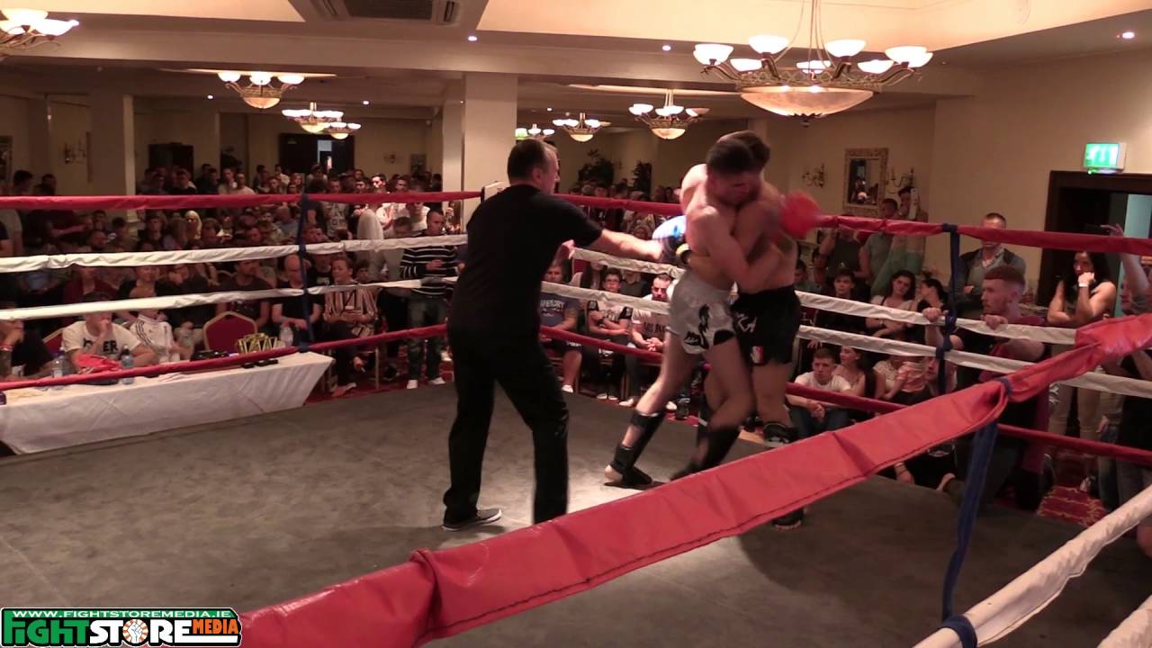 Michael Greenan vs Kamil Galle - Nak Muay 1 - YouTube