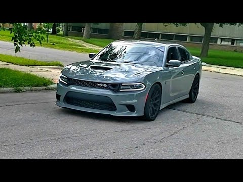 HELLCAT PULLED UP TO THE BLOCK - YouTube