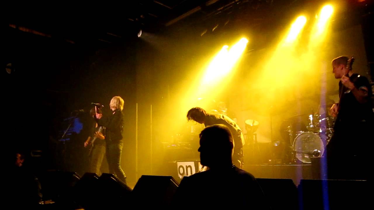 Konstrust - Adrenalin LIVE in Vienna 17.12.2010 - YouTube