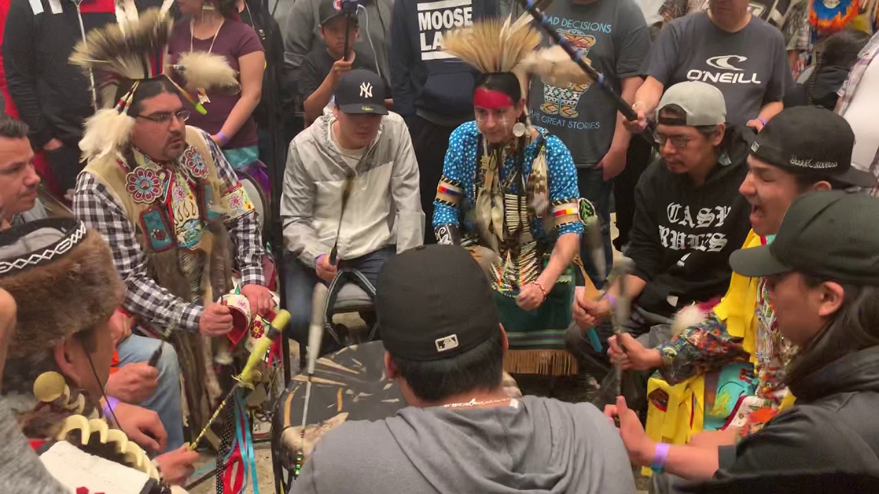 Battle Nation @ Manito Ahbee 2019 - YouTube