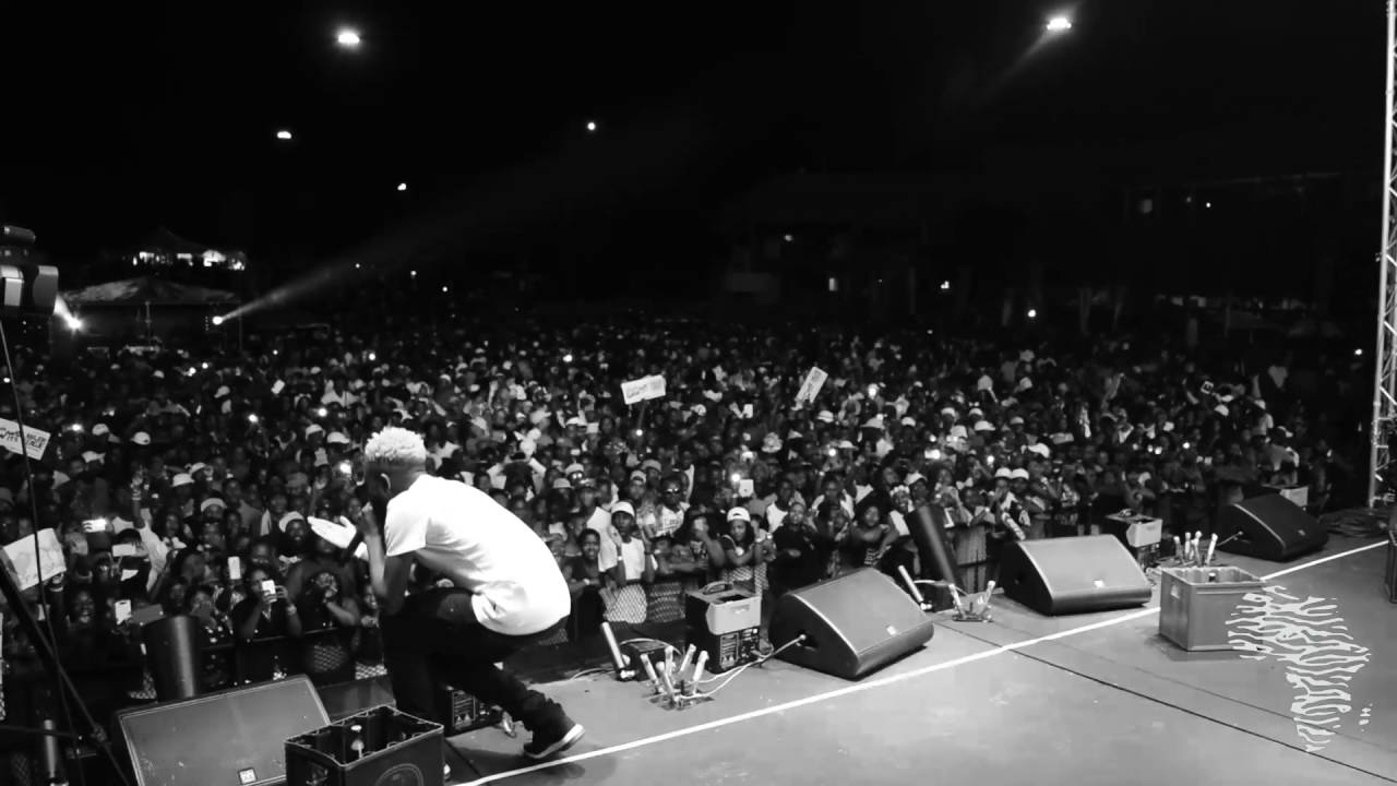 Kwesta Performing Nomayini & Ngud' at Major League Gardens - YouTube