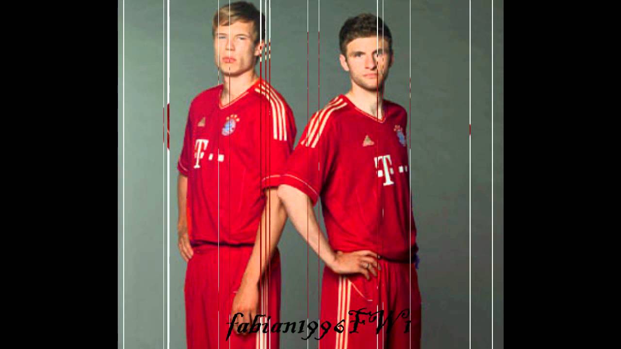 FC Bayern München Neues Trikot Saison 2011 / 2012 - YouTube