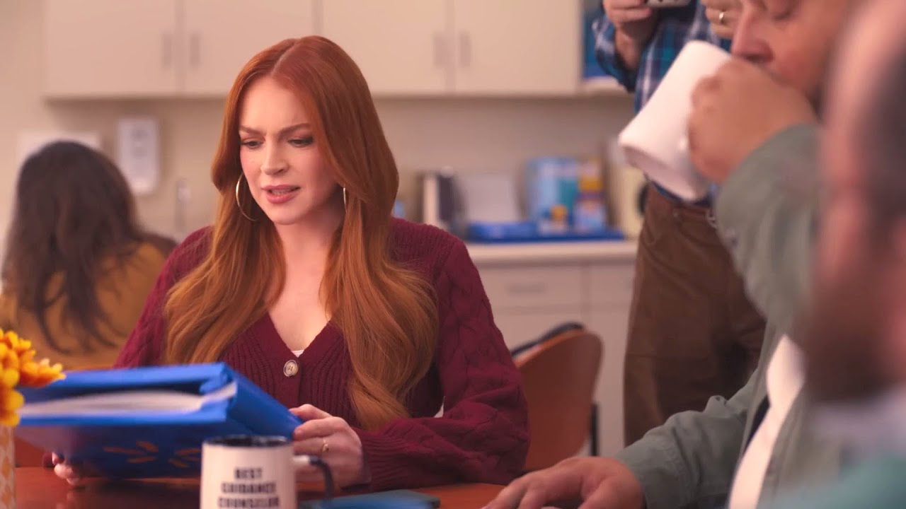 Walmart “Cady's Wednesday” Commercial (2023) Featuring Lindsay Lohan ...