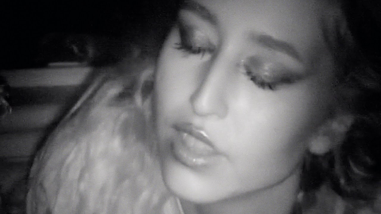 Emma Beko - sadguitar_V777.wav (Official Music Video) - YouTube