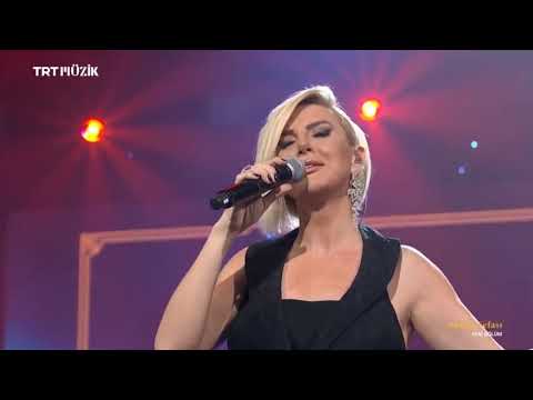 Ayşe Ekiz & Ben Seni Unutmak İçin Sevmedim
