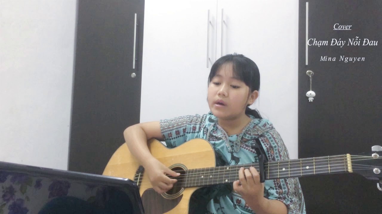 CHẠM ĐÁY NỖi ĐAU [Guitar] (cover) / Mina Nguyen - YouTube