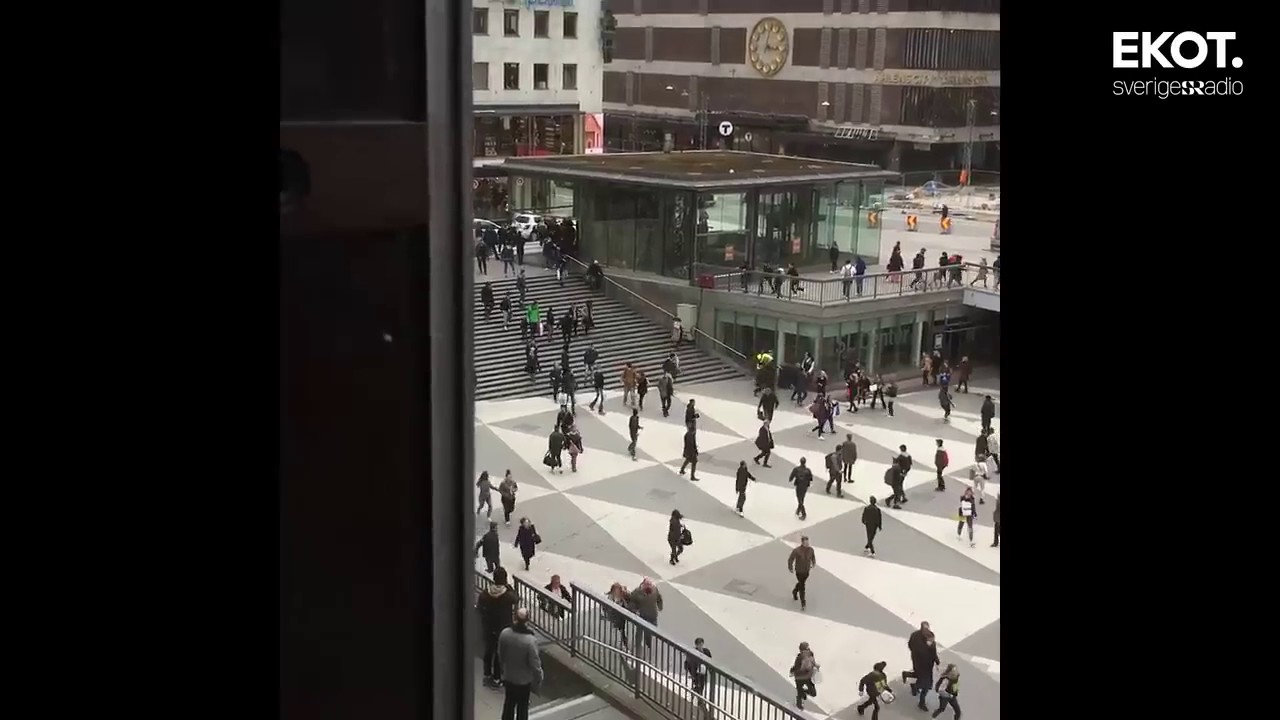 People running from scene of terrorist attack in Stockholm Sweden - YouTube