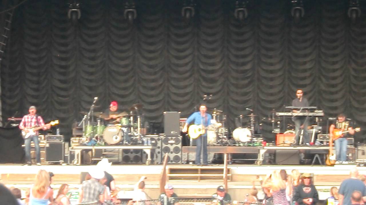 Chris Young "Twenty One Candles" - YouTube