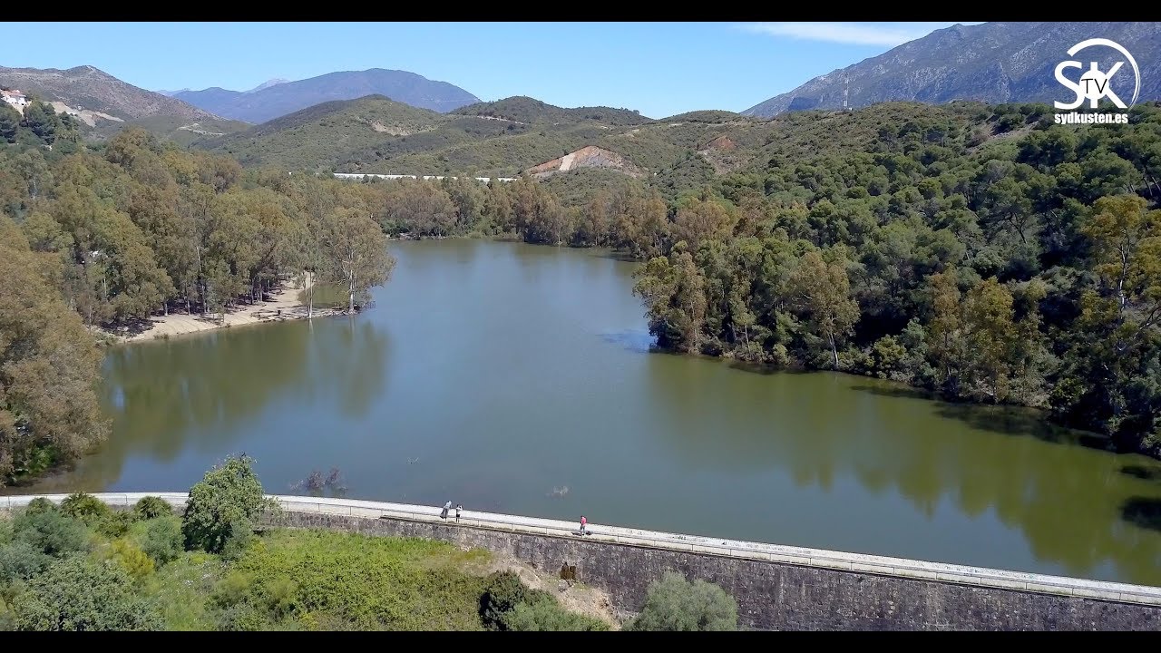Lago de Las Tortugas 🐢 - Marbella (4k) - YouTube