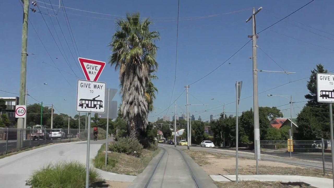 Melbourne Tram Drivers View - Route 11 West Preston to Victoria Harbour ...