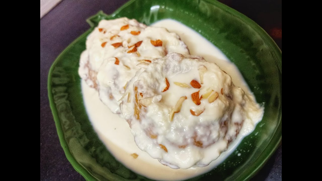 Chandrakala with rabri |Traditional | Indian dessert | Gourmet Rasoi ...