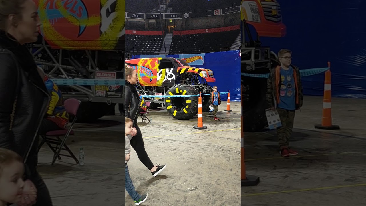 I went to Liverpool to see monster truck... - YouTube