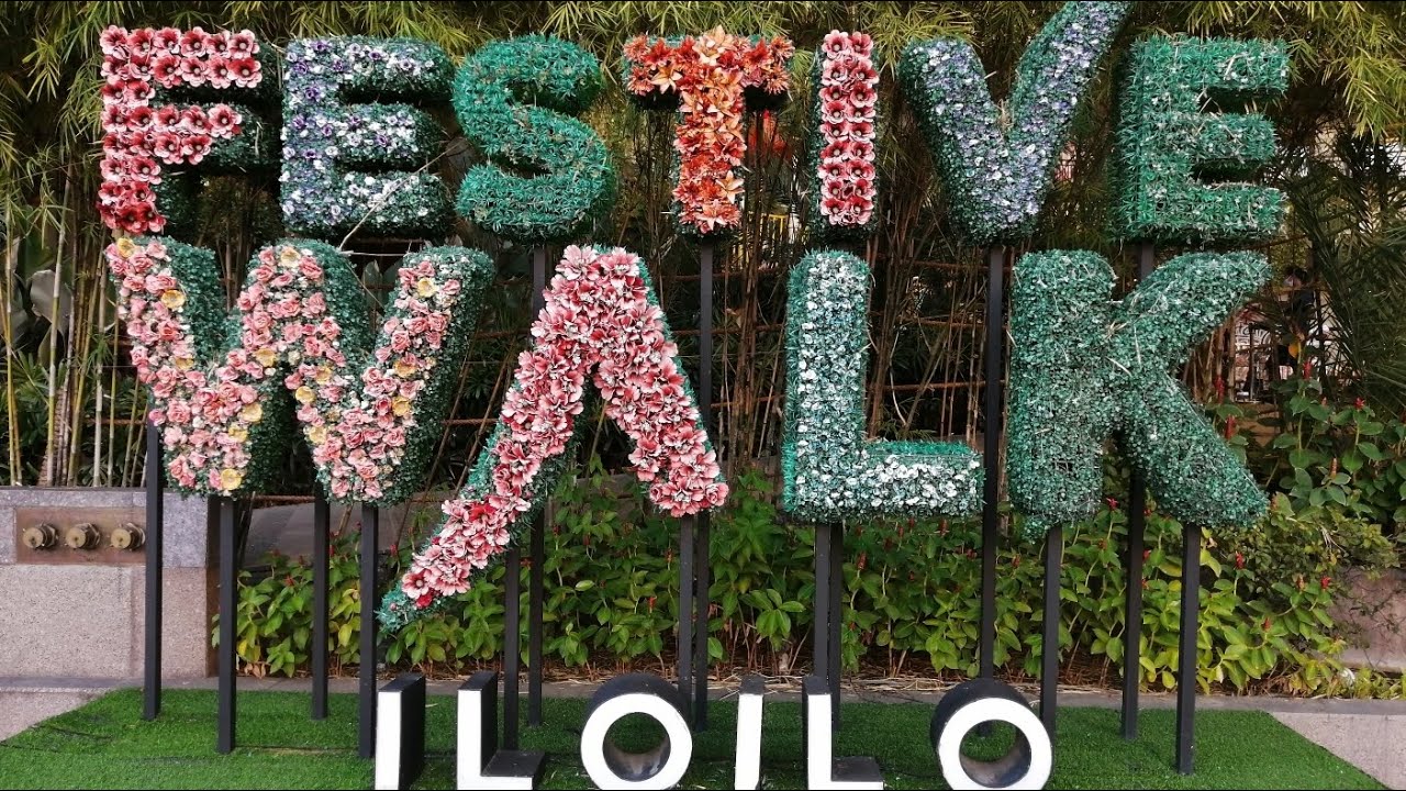 Festive Walk, Iloilo - YouTube