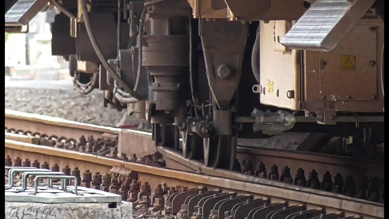 Bogie Roda Wesel Rel Kereta Api Bogie Wheel Switch Rail Railway - YouTube
