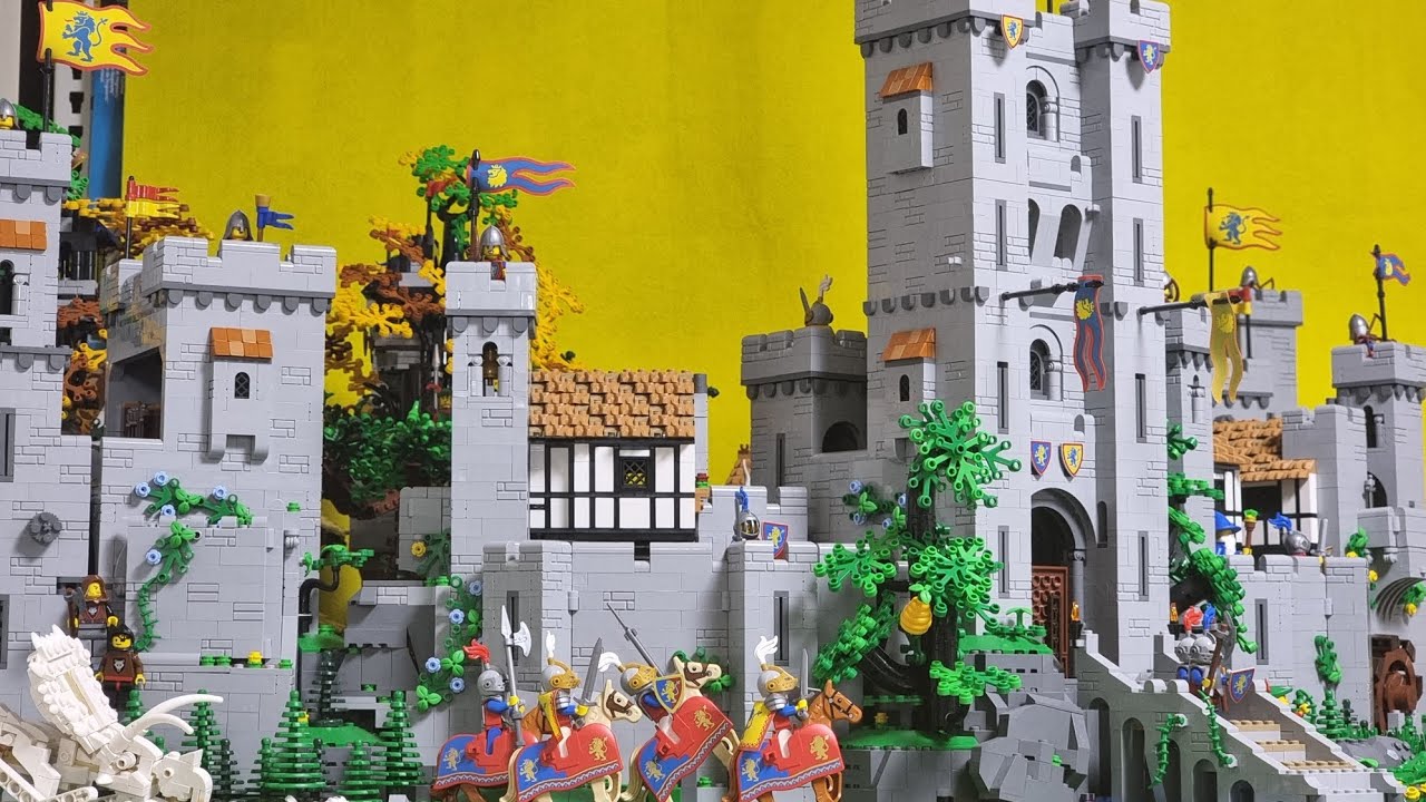Lego minifigure wolfpack New & old X 10305 Lion knight's castle - YouTube