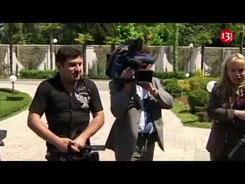 Fuad Abbasov Putinlə görüşüb və onun şəxsi avtomobilini idarə edib-Türk mediasının nümayəndəsi kimi