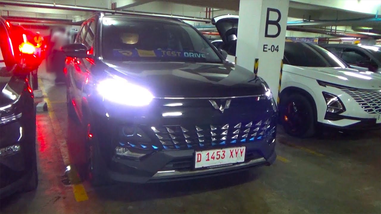 2024 Wuling Almaz 2.0 Hybrid RS Test Drive - YouTube